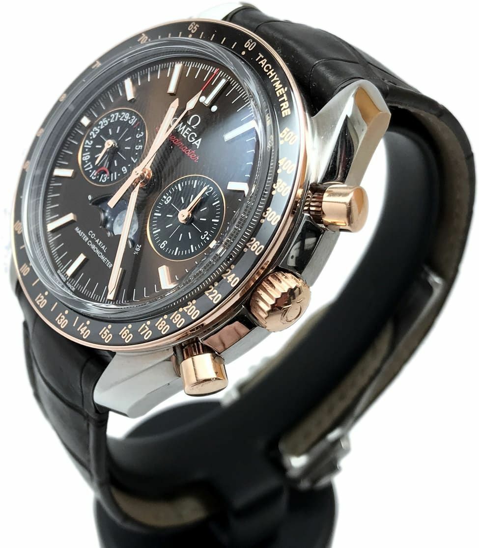 Omega Speedmaster Moonwatch Moonphase Steel & Sedna Gold