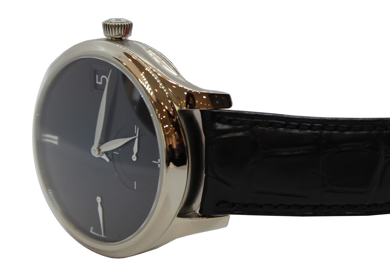 H. Moser & Cie Endeavour Perpetual Calendar Purity White Gold Blue 1800 ...
