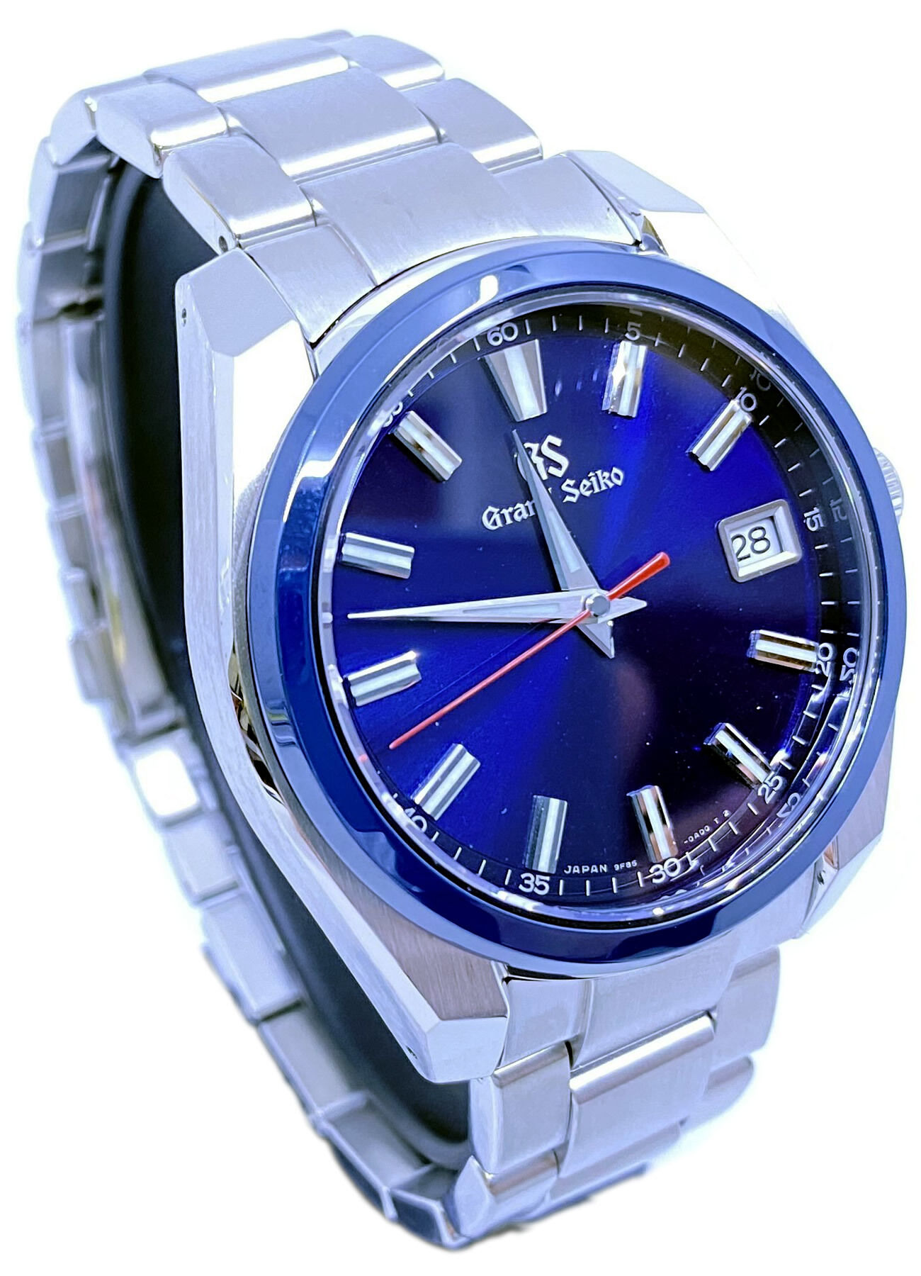 Grand Seiko SBGP015 Limited Edition - Exquisite Timepieces