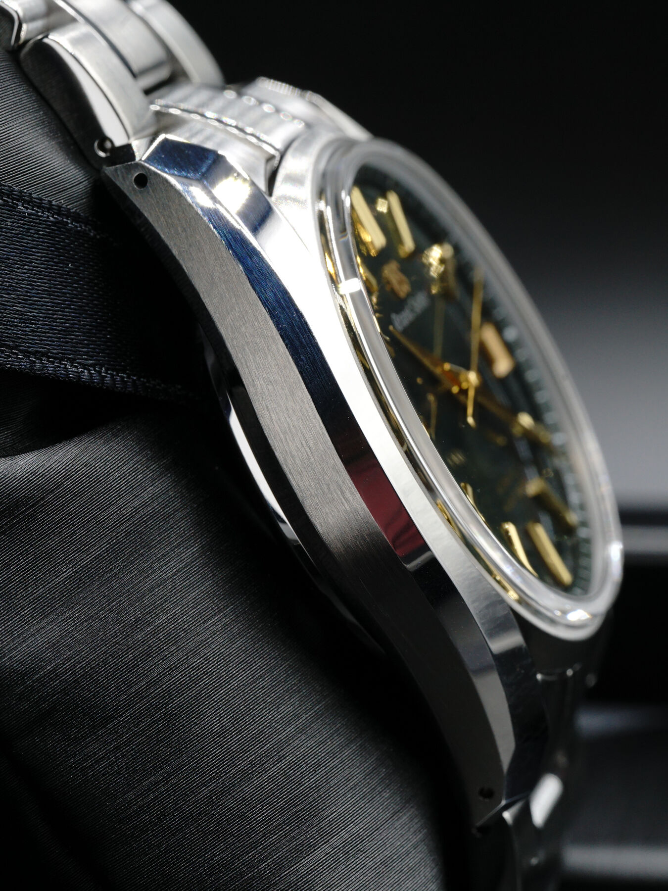 Grand Seiko Four Seasons Summer SBGH271 - Exquisite Timepieces