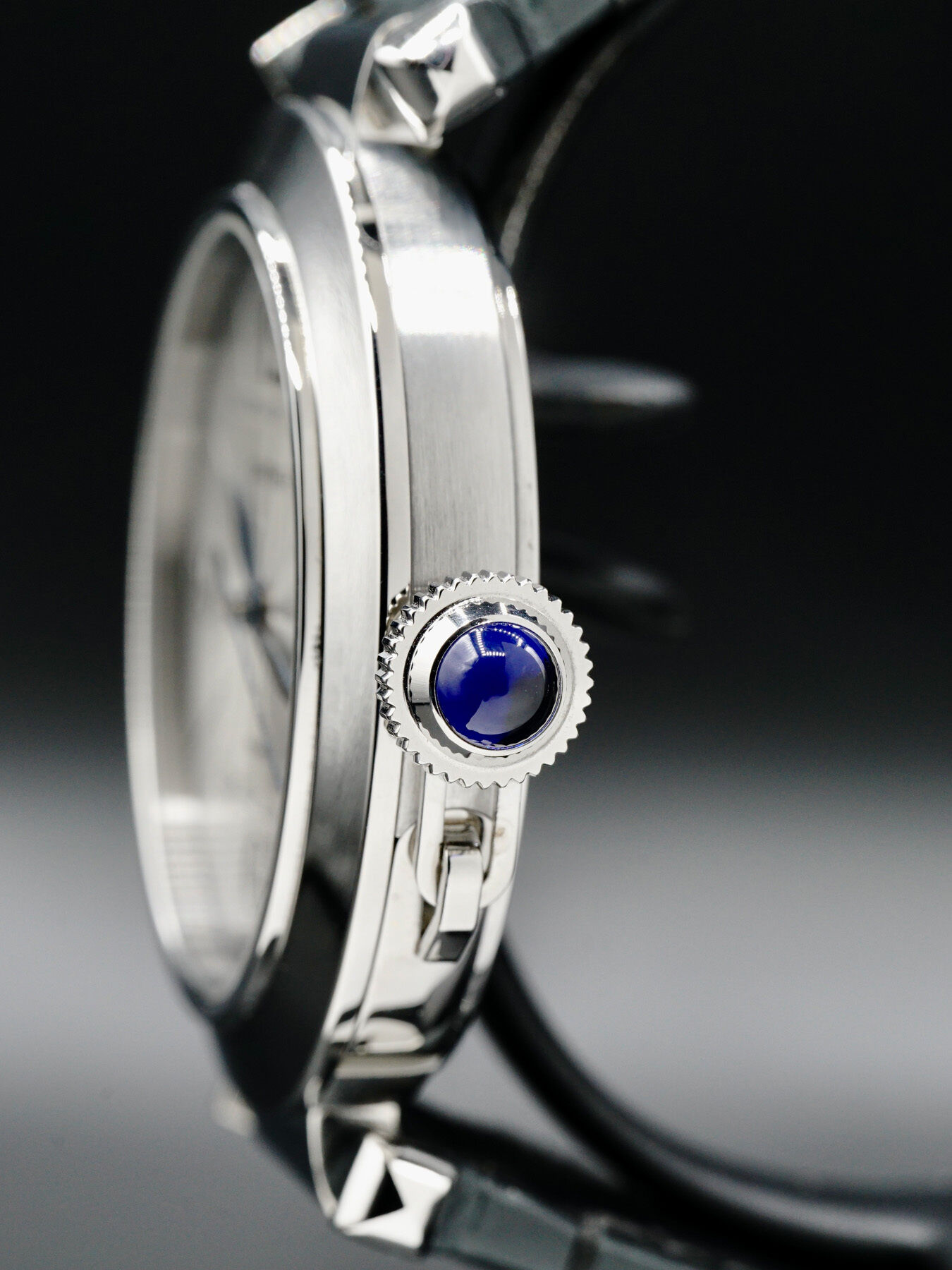Cartier Pasha Watch WSPA0009 - Exquisite Timepieces