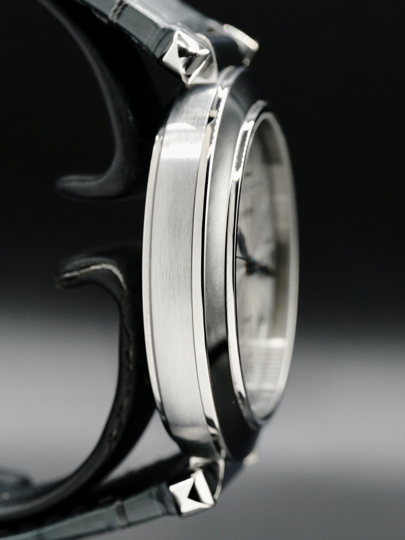 Cartier Pasha Watch WSPA0009 - Exquisite Timepieces