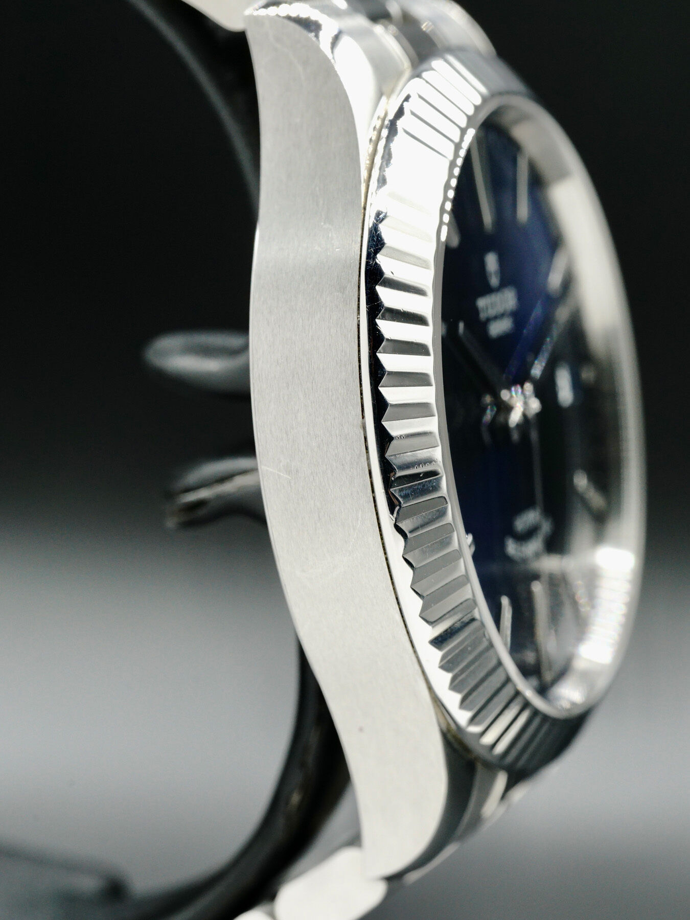 Tudor Style Blue Dial Fluted Bezel M12510-0013 - Exquisite Timepieces