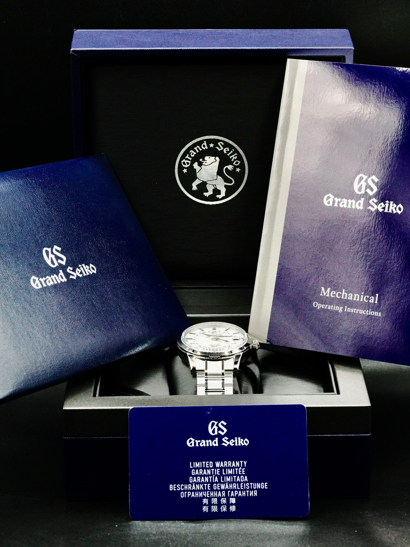 Grand Seiko SBGJ271 Yukigesho Hi-Beat 36000 GMT - Exquisite Timepieces