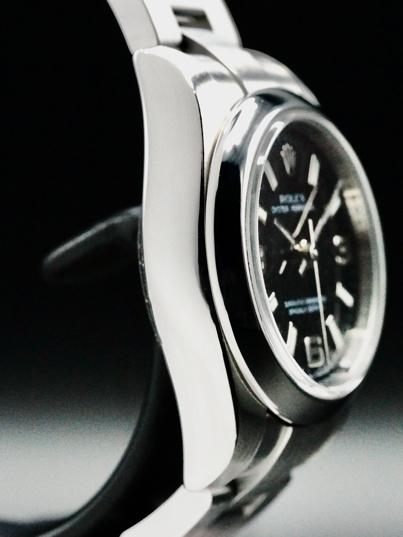 Rolex 176200 Oyster Perpetual Black - Exquisite Timepieces