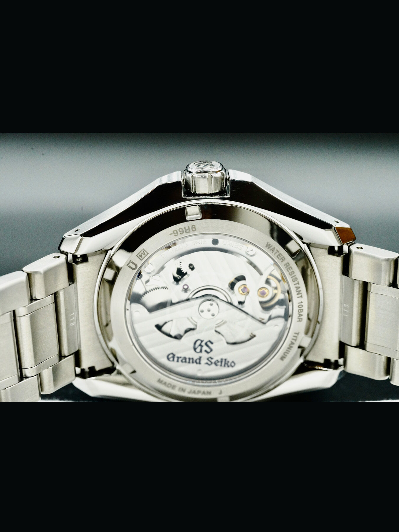 Grand Seiko SBGE285 - Exquisite Timepieces